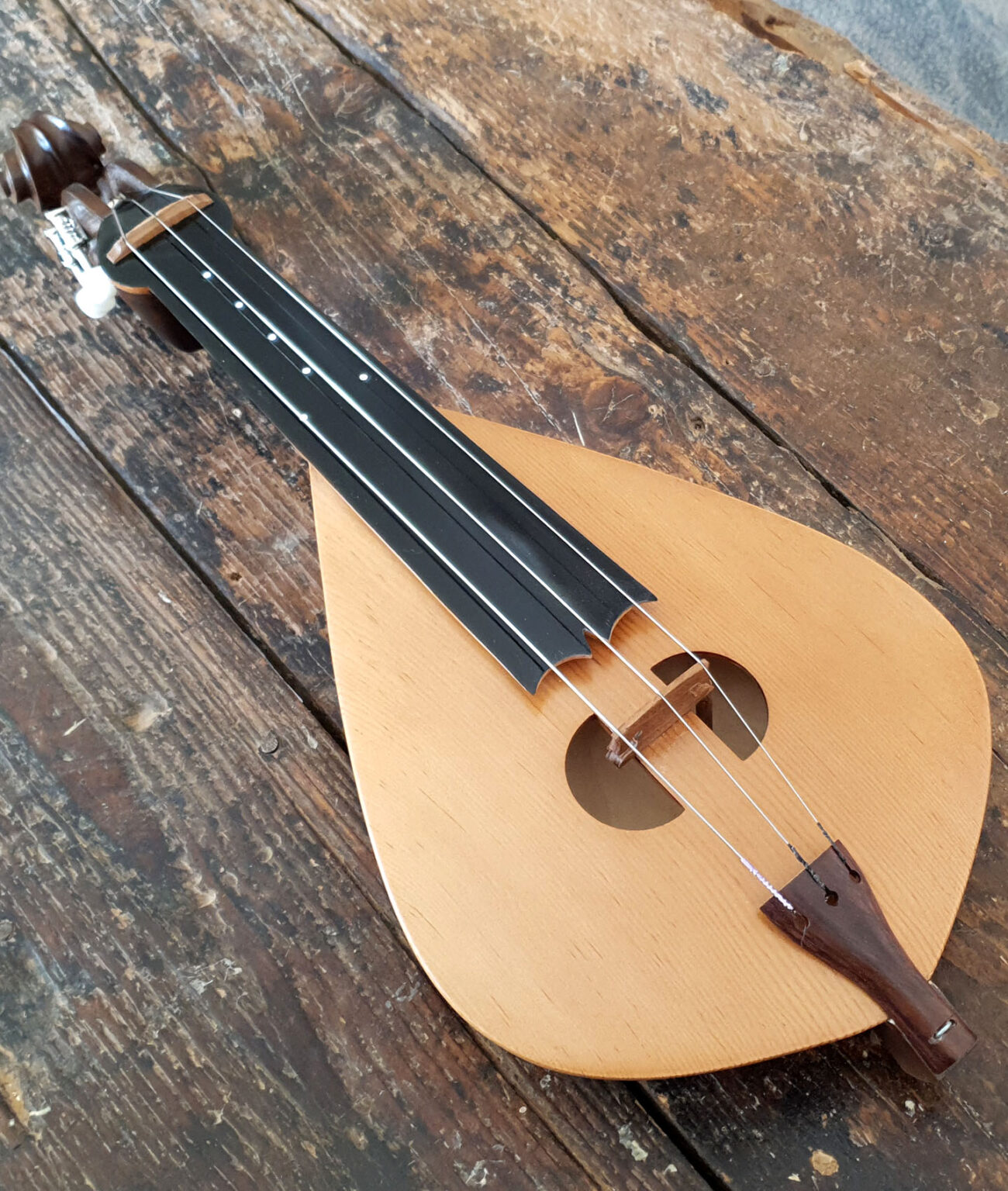 Stagakis Cretan Lyra – Stagakis Workshop